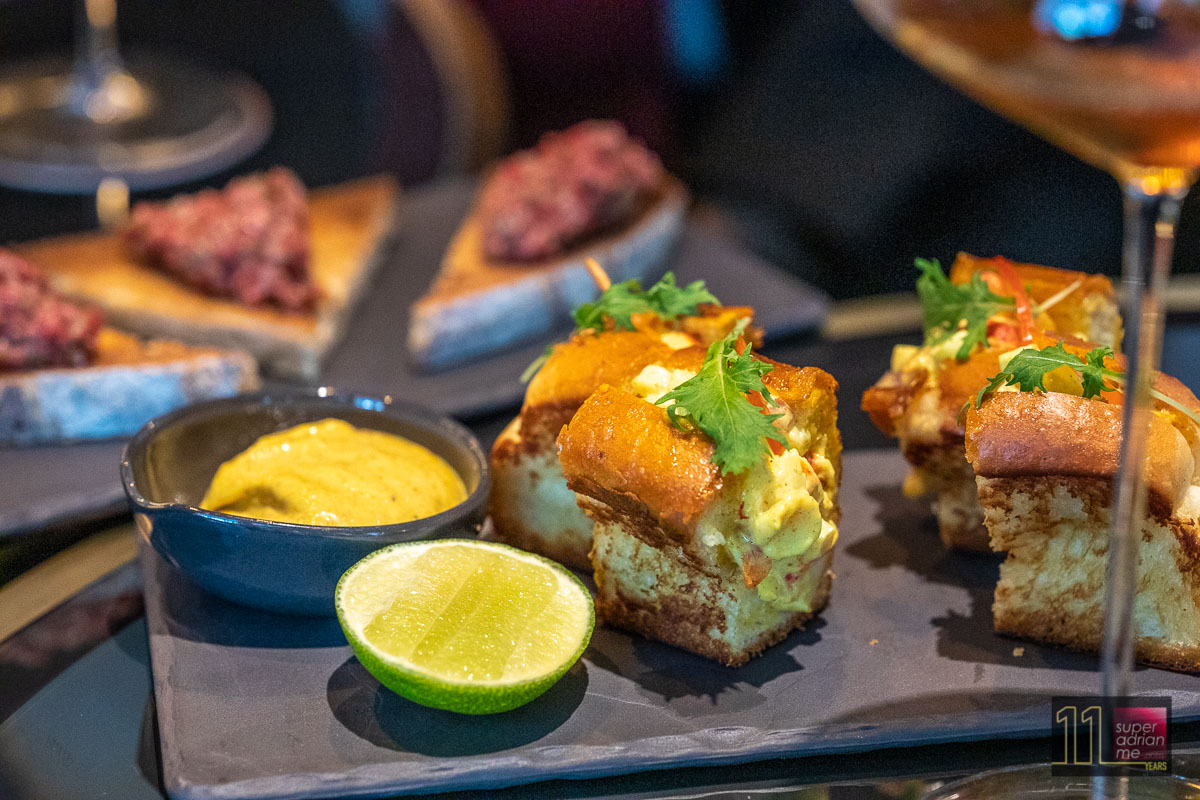 Raffles Hotel Singapore – Writers Bar – Version 2 -6757 | SUPERADRIANME.com
