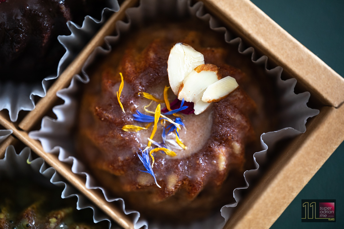 Nutmeg Bakery Mini Lava Bundt Cakes -2450 | SUPERADRIANME.com