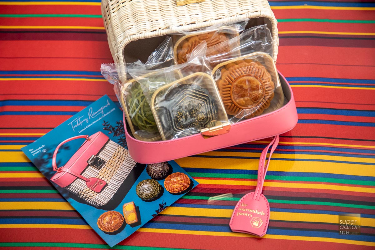 The Ultimate Guide to Mooncakes Gifting and Gorgeous Packaging ...