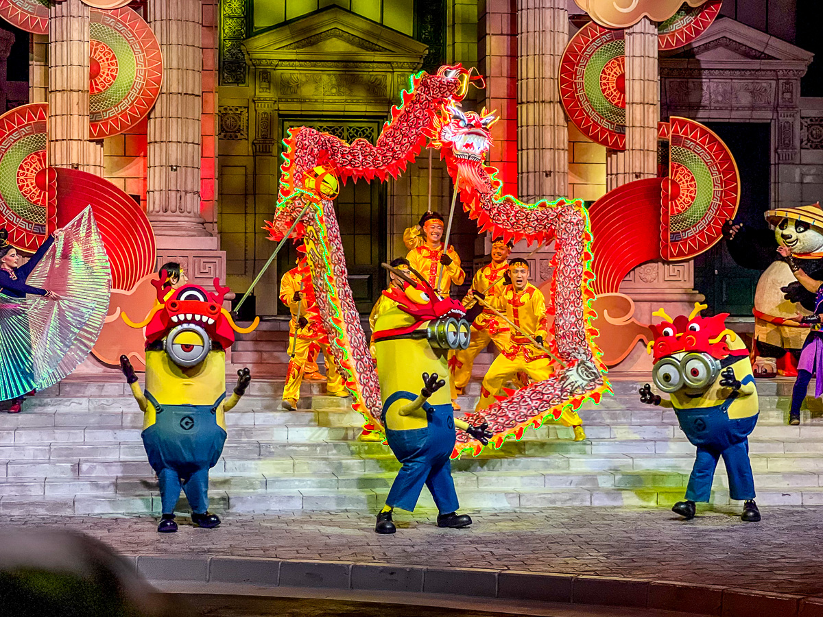 Catch the underwater dragon dance and the world of Kung Fu Panda ...