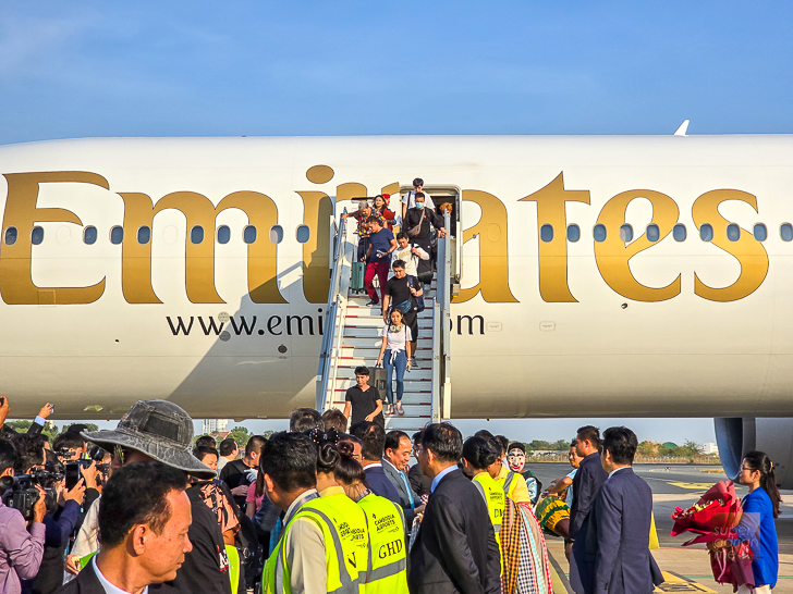 Emirates Inaugural Flight to Phnom Penh via Singapore on 1 May 2024 ...