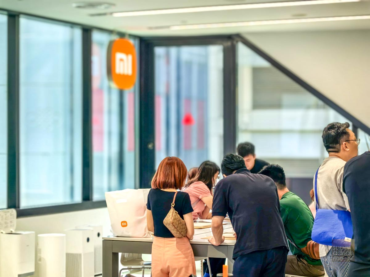 First Self-Managed Xiaomi Store in Singapore Debuts at Funan Mall. Two ...