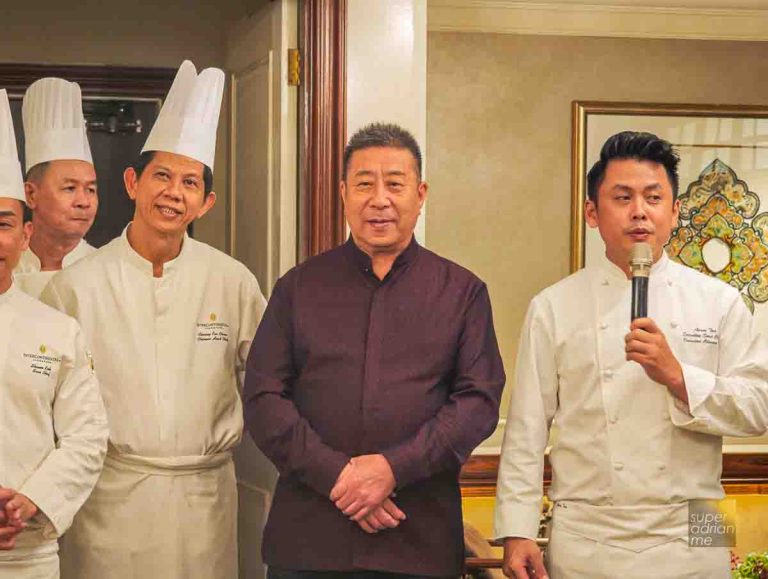 Master Chef Qi Jinzhu and Executive Chinese Chef Aaron Tan from Man Fu ...