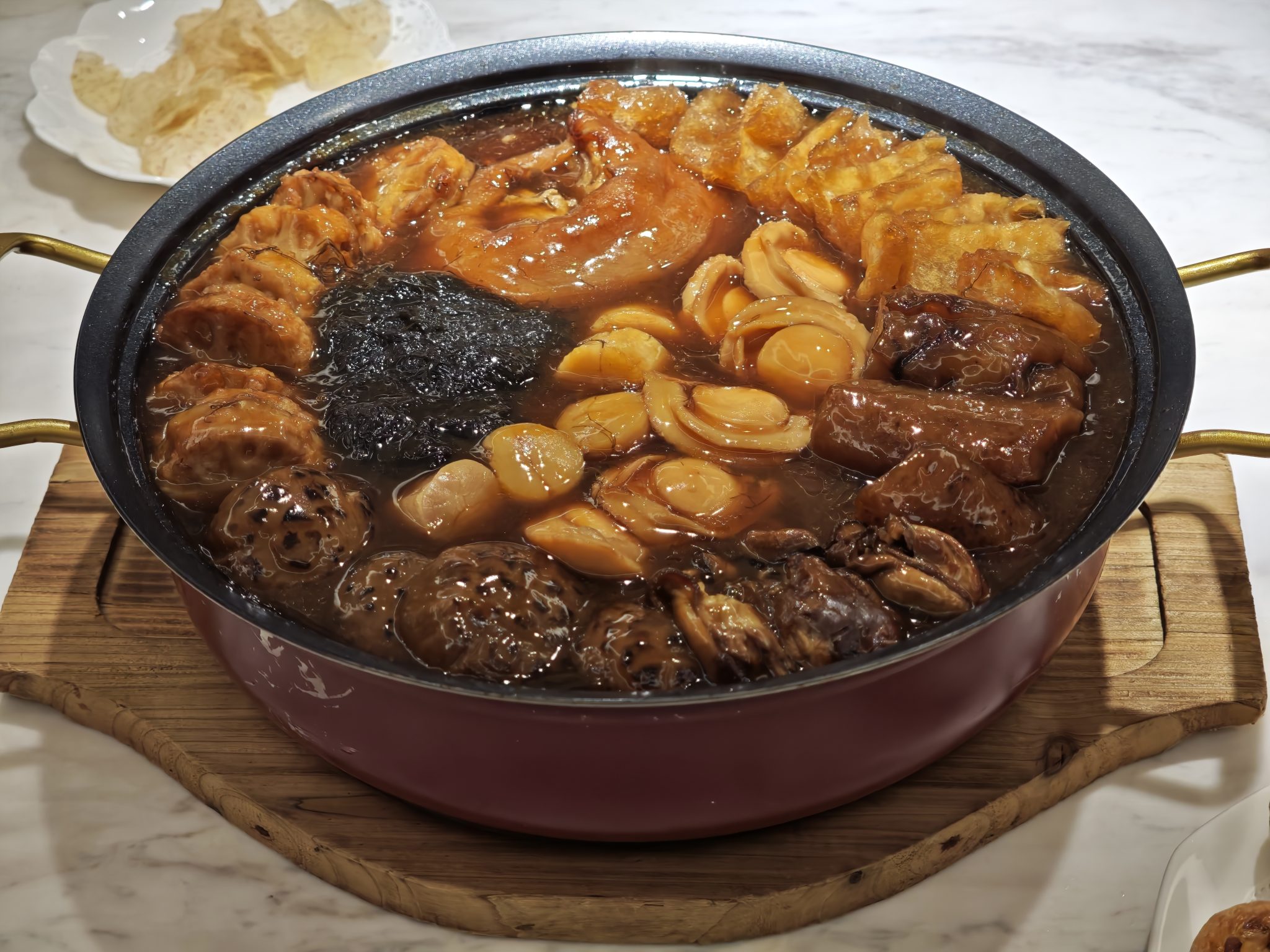 Min Jiang Braised Boneless Pork Knuckle, Abalone, Minced Shrimp and ...